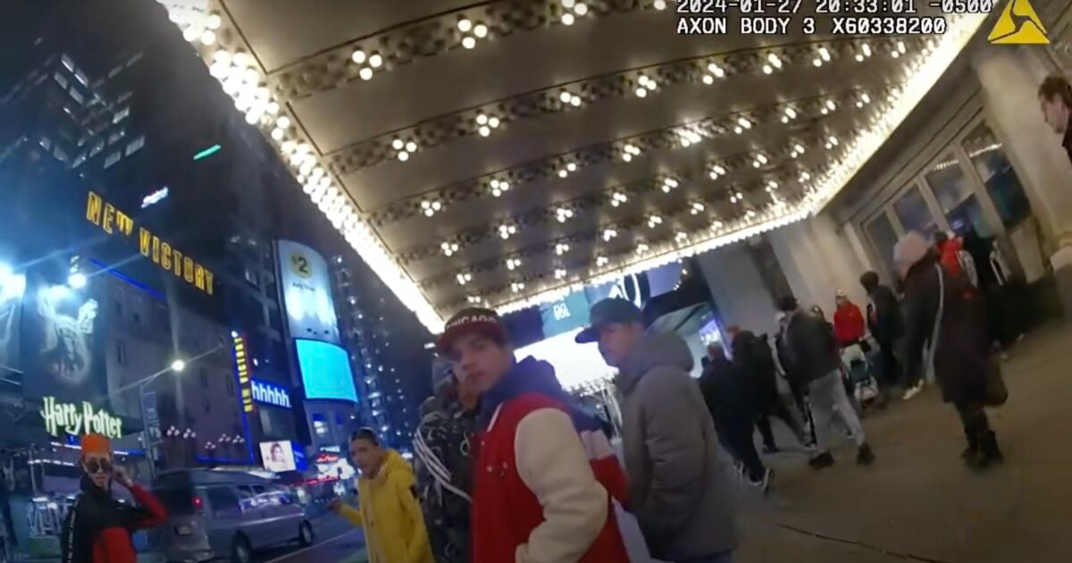 Bodycam Video of Illegal Aliens Attacking NYPD Officers in Times Square ...