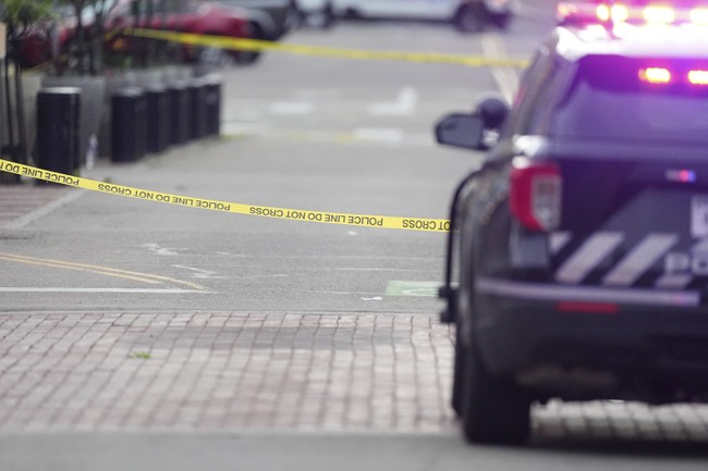 Federal Crackdown Indicts Five Over Chicago Gun Trafficking - The Joe ...