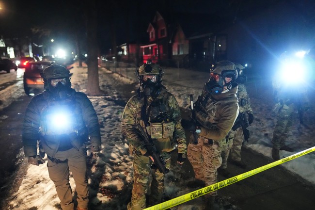 ICE Agents Break Through U-Haul Shield Blockade, Continue Raids - The ...