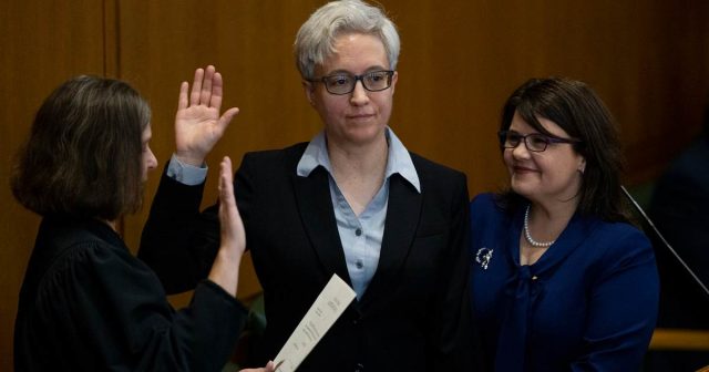 Oregon Refuses Middecade Redistricting, Democrats Stand Down - The Joe ...